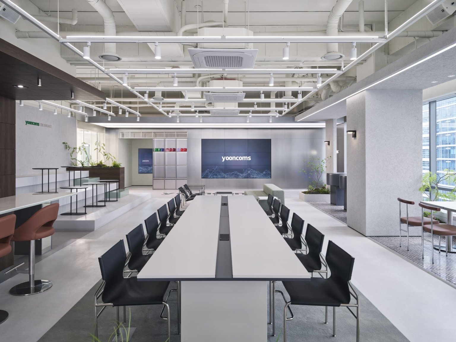 yooncoms Offices - Seoul | Office Snapshots