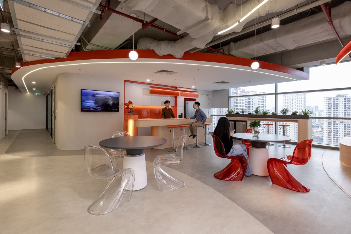 Bravestars Offices - Hanoi | Office Snapshots