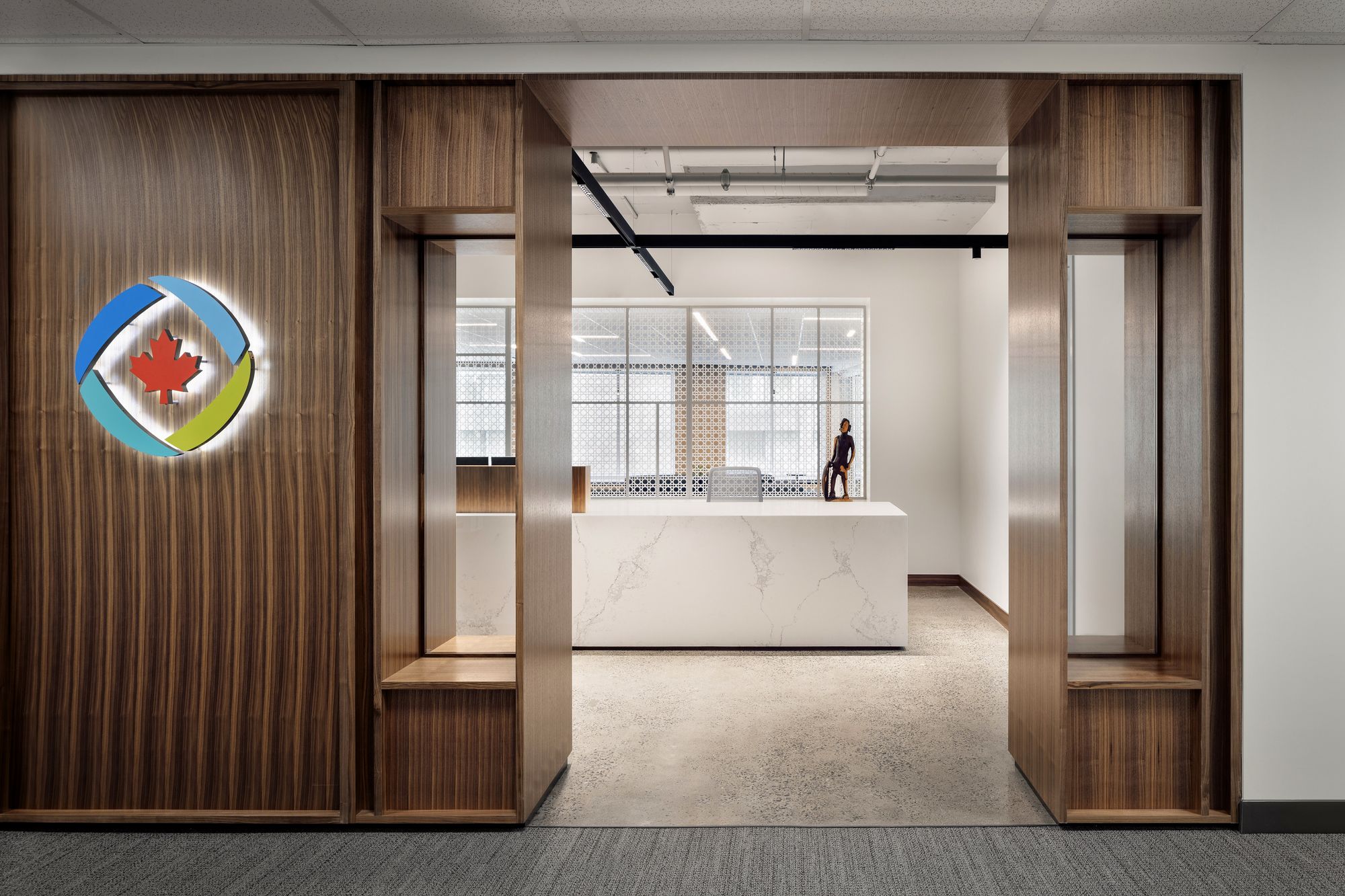 LWG Architectural Interiors Inc. Office Design Projects | Office ...