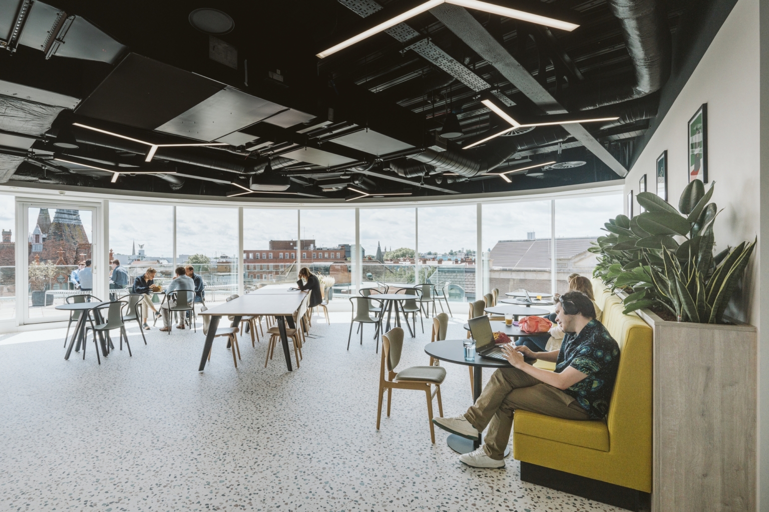 Crowe UK Offices - Reading | Office Snapshots