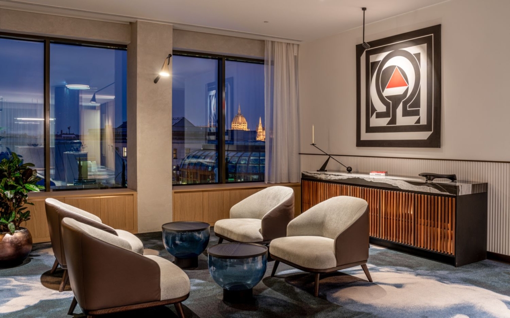 Dentons Offices - Budapest | Office Snapshots