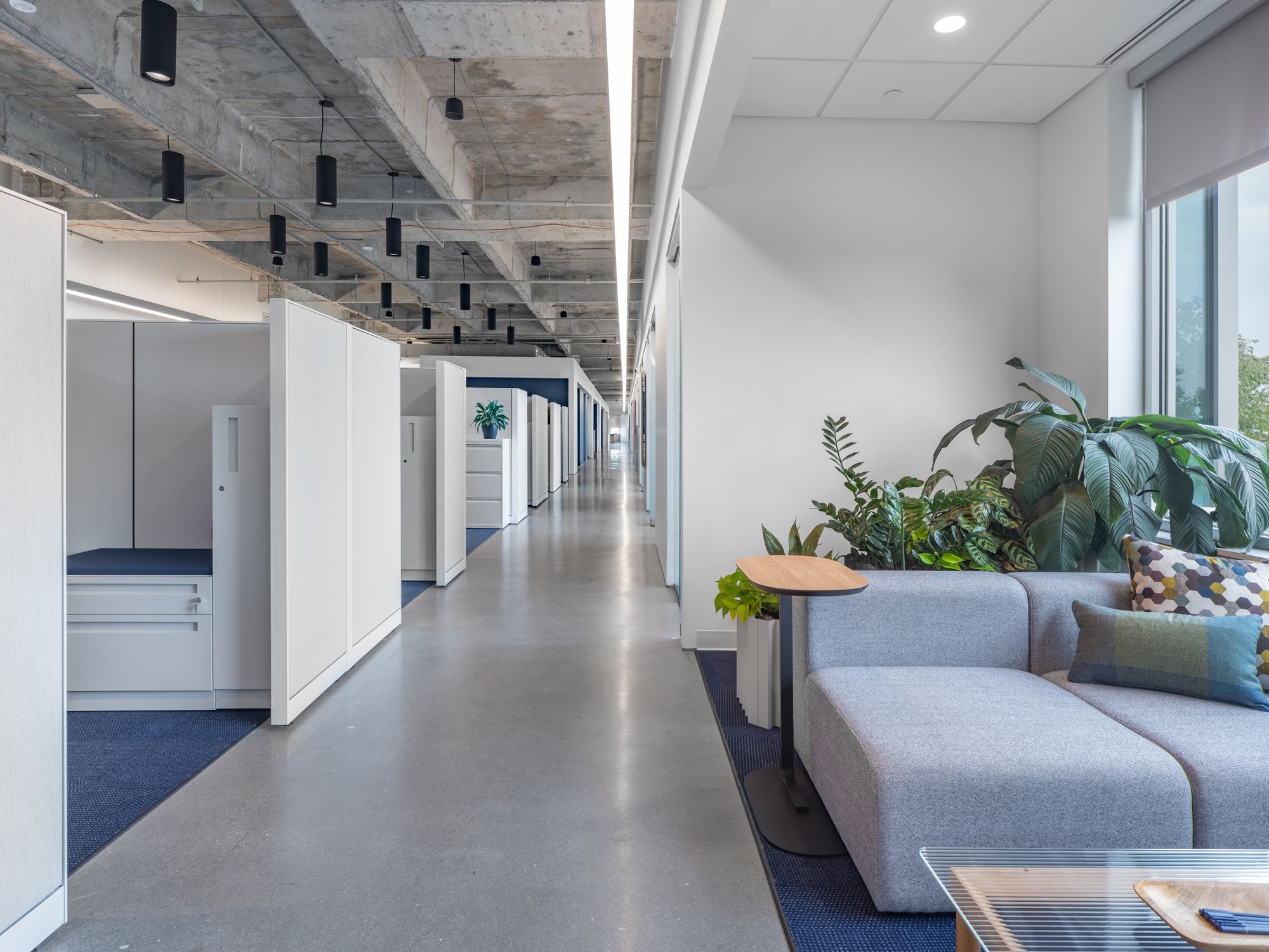Enterprise Bank Offices - Overland Park | Office Snapshots