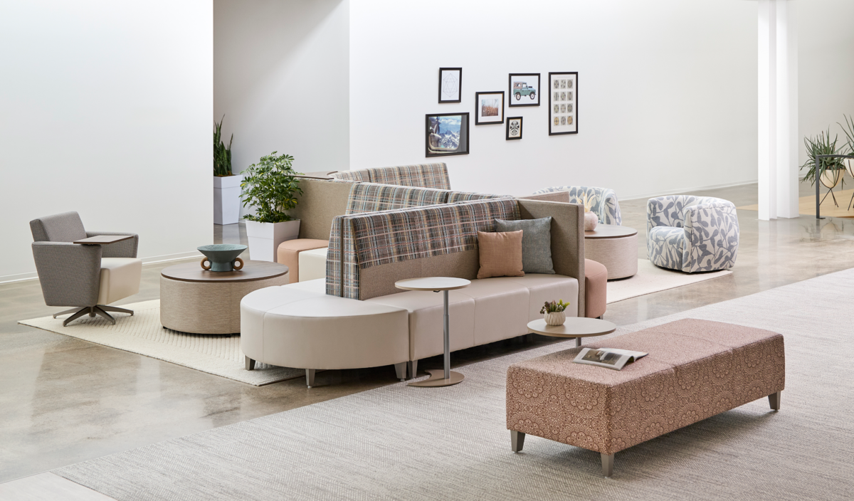 National Fringe Club Chair | Office Snapshots