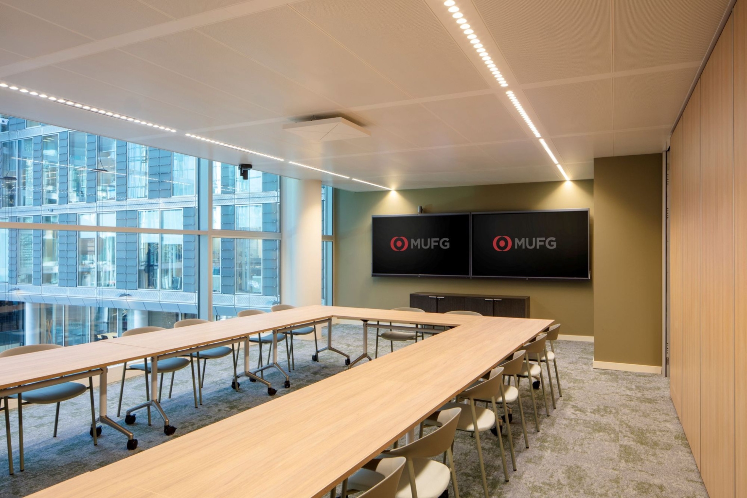 MUFG Offices - Amsterdam | Office Snapshots
