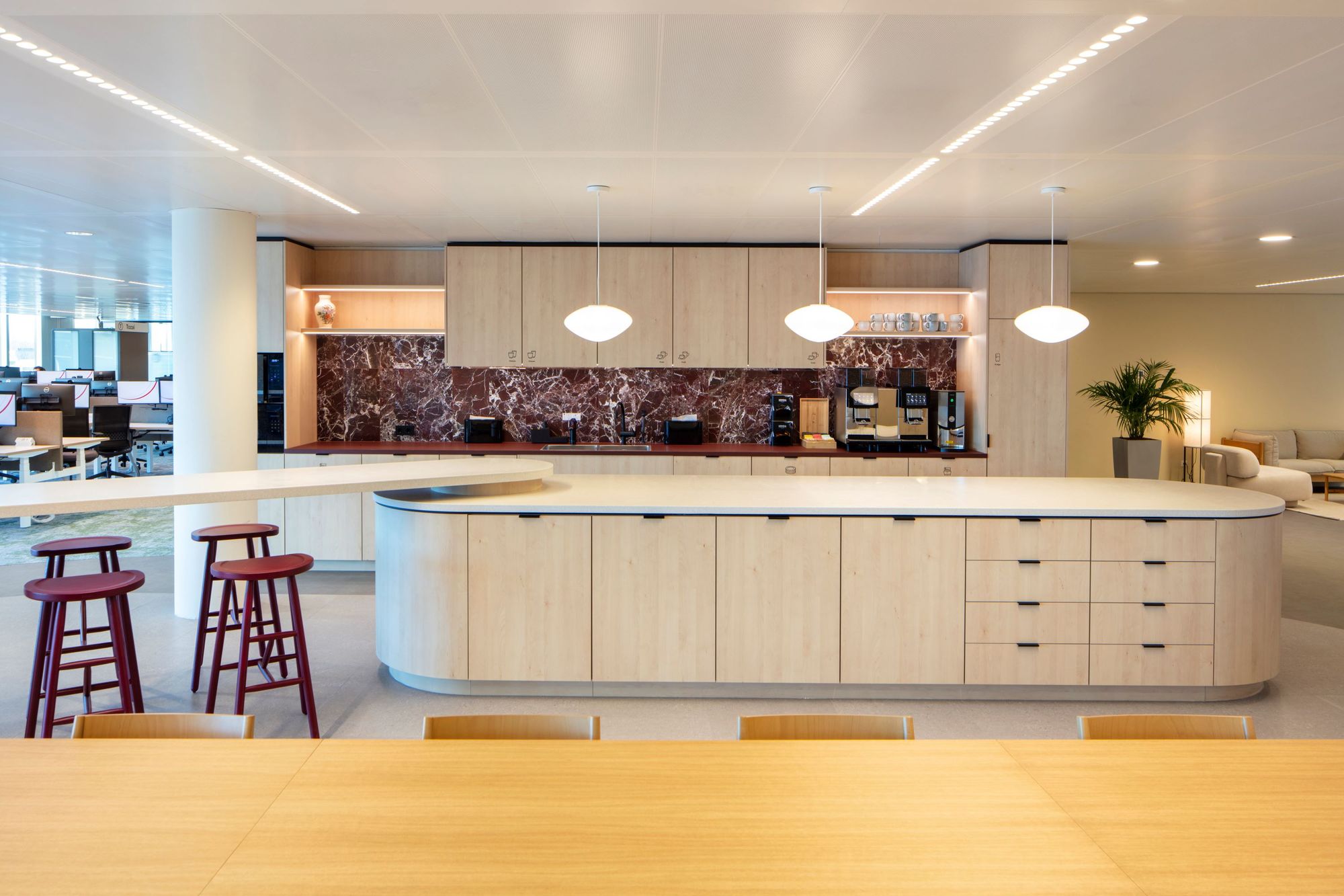 MUFG Offices - Amsterdam | Office Snapshots