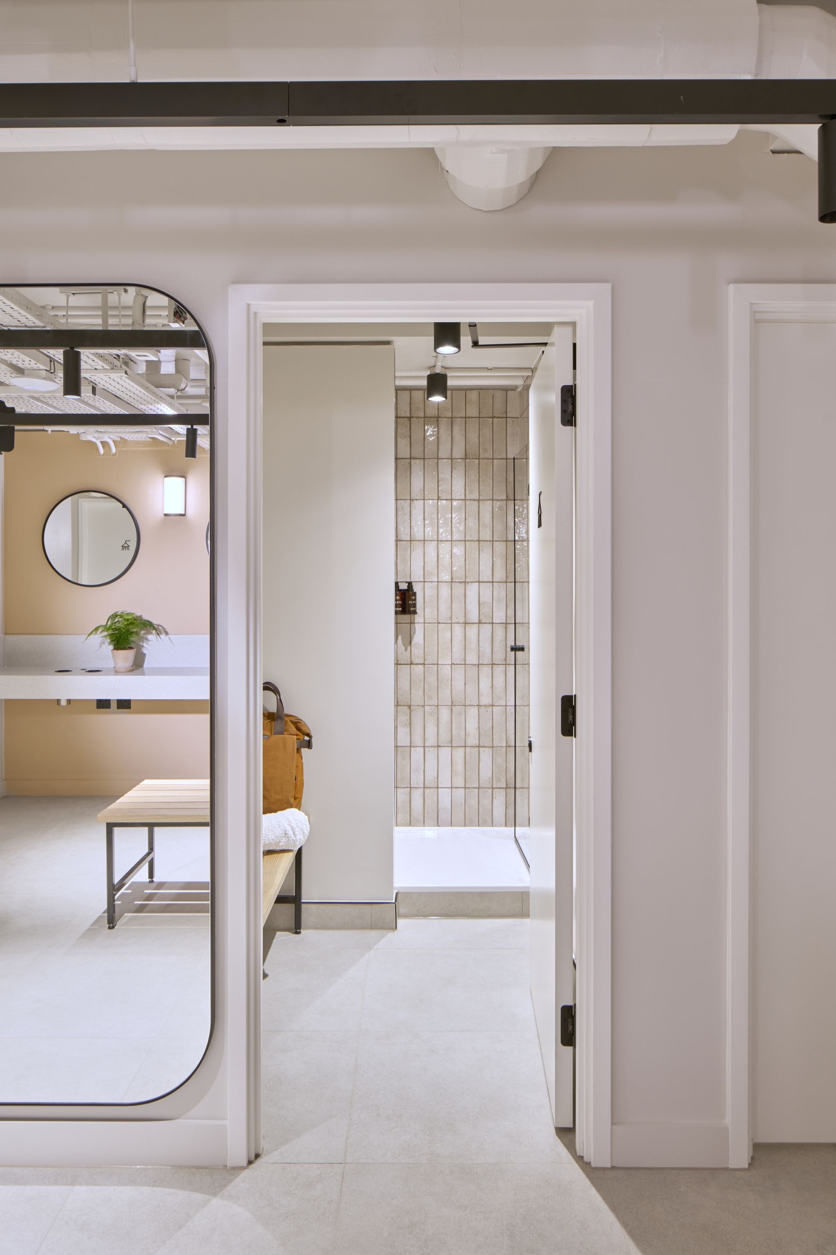 The Waterman Coworking & Amenity Spaces - London | Office Snapshots