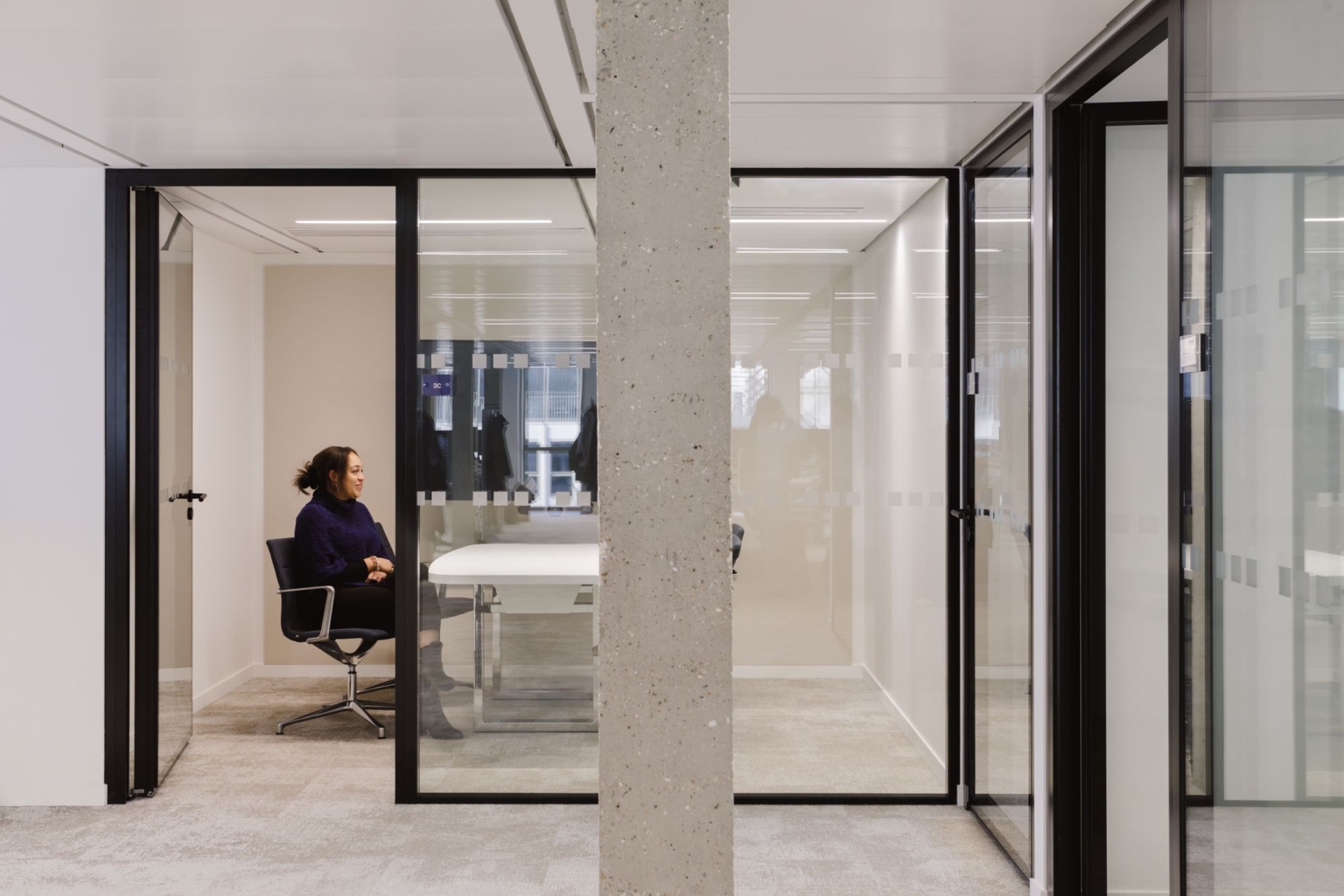 Bryan, Garnier & Co Offices - Paris | Office Snapshots