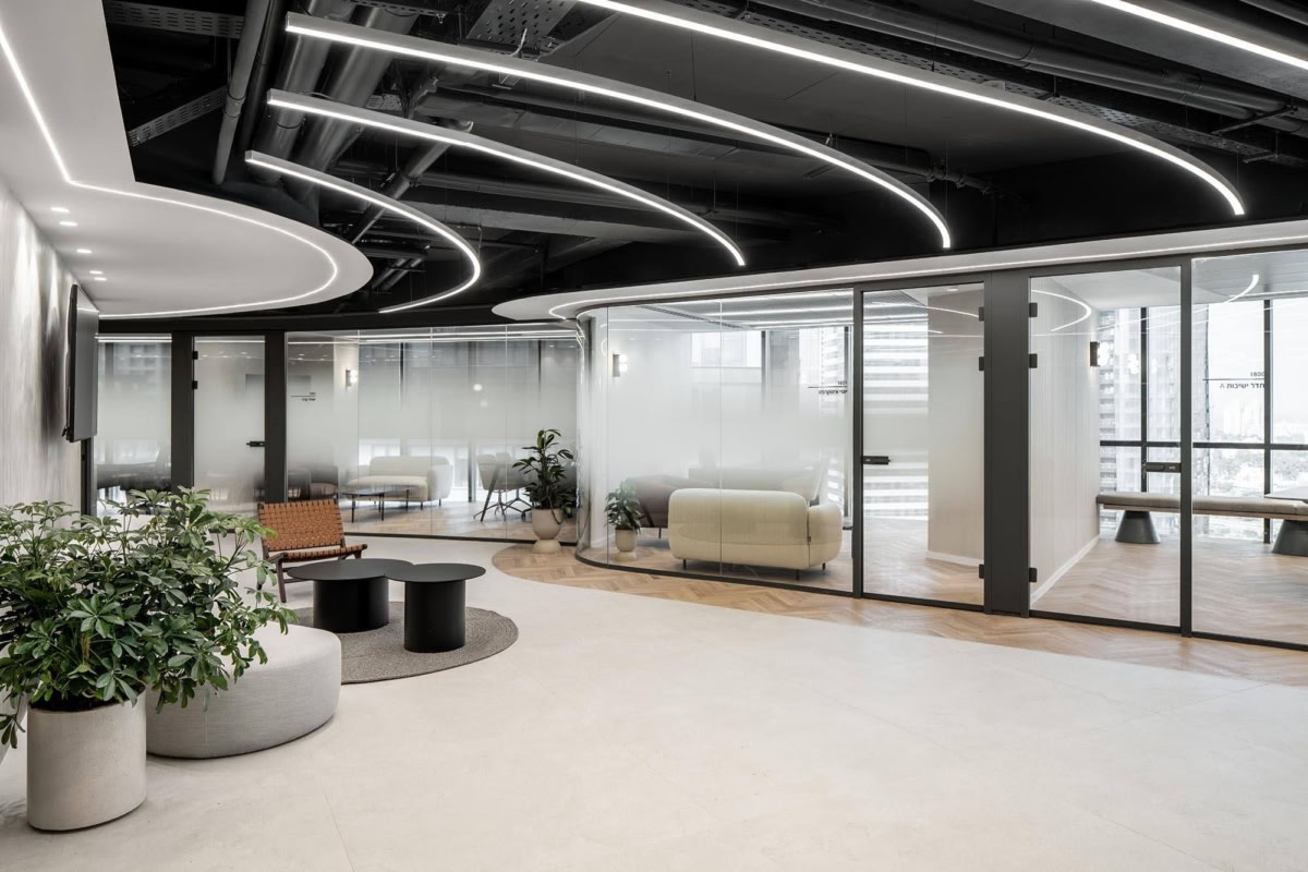 Dan Nadlan Offices - Ramat Gan | Office Snapshots
