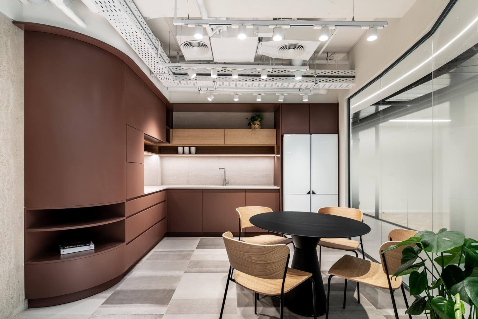 Dan Nadlan Offices - Ramat Gan | Office Snapshots
