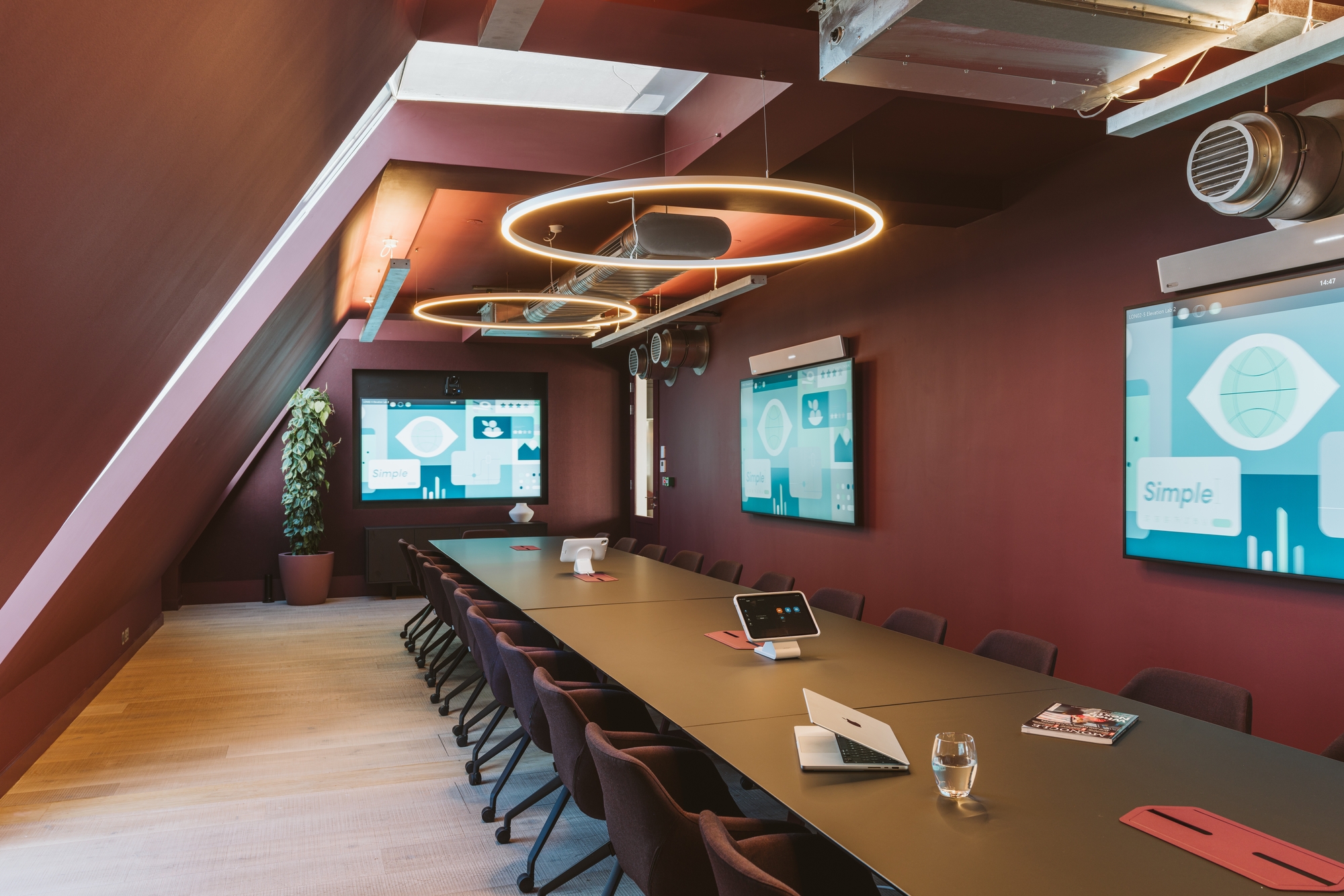 Databricks Offices - London | Office Snapshots