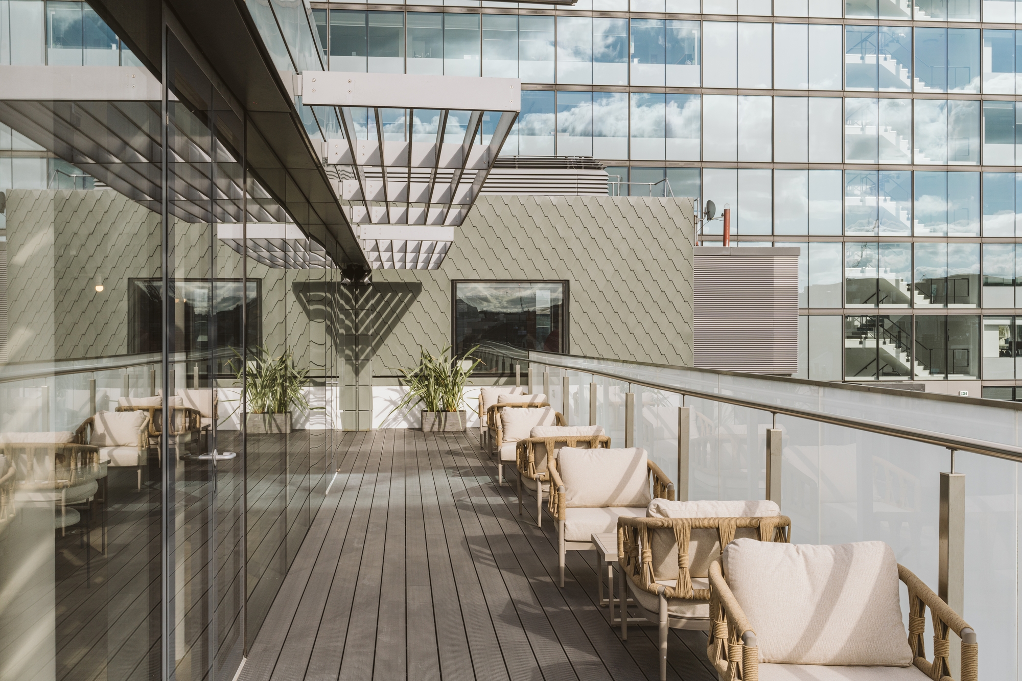 Databricks Offices - London | Office Snapshots