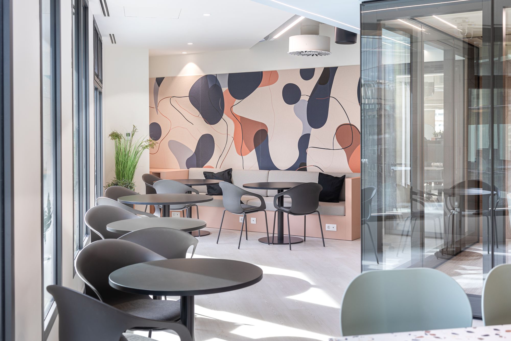 Elastic Search Offices - Barcelona | Office Snapshots
