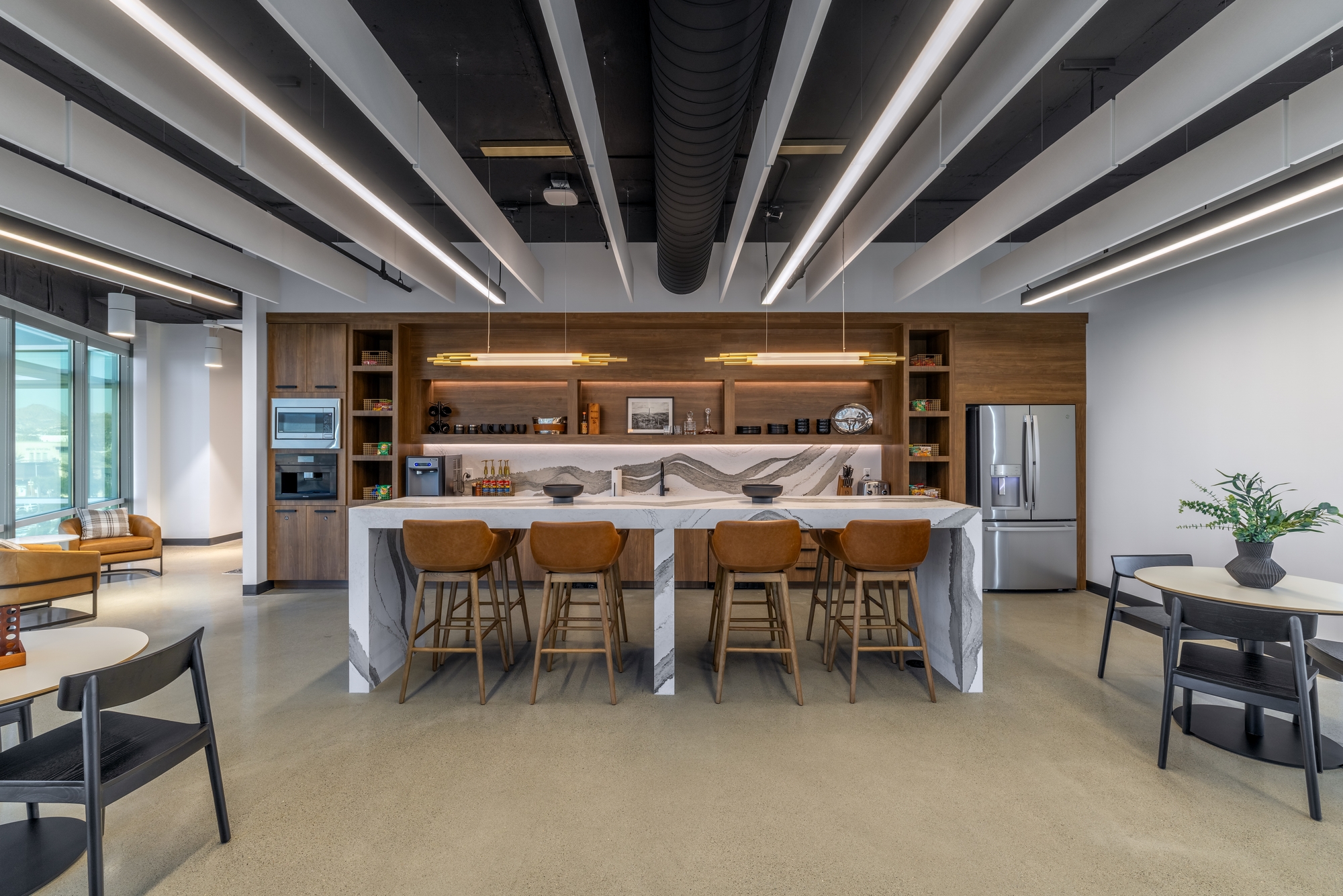 Hines Offices - Phoenix | Office Snapshots