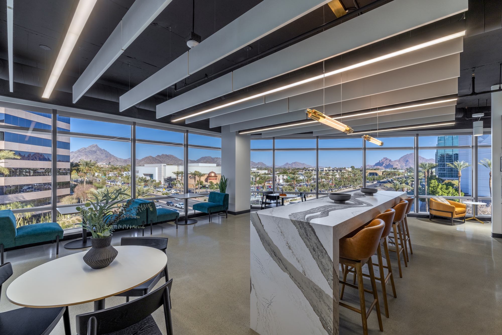 Hines Offices - Phoenix | Office Snapshots