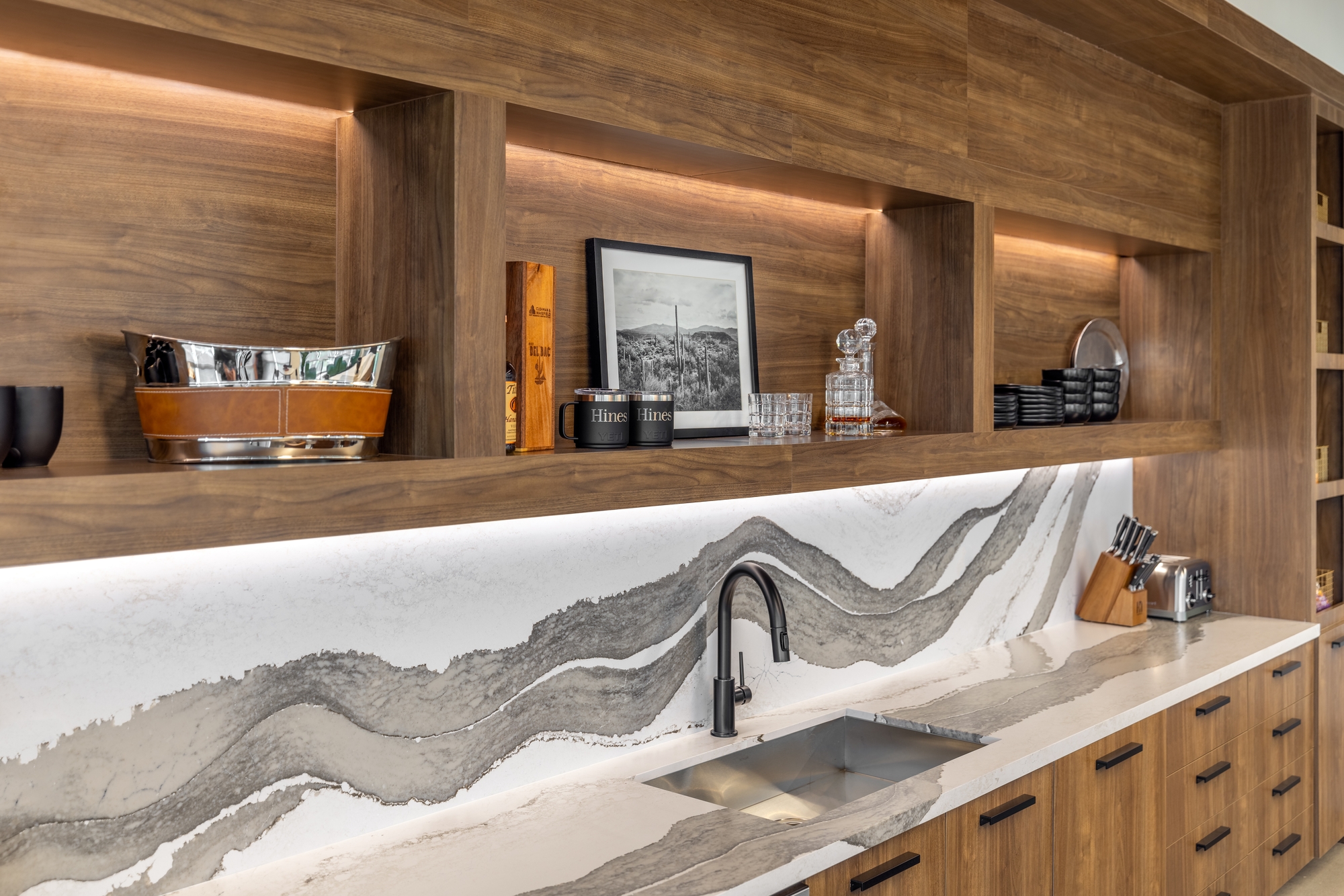 Hines Offices - Phoenix | Office Snapshots
