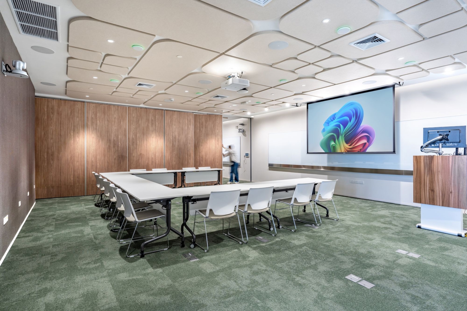 Multinational Tech Company Offices - Bangkok | Office Snapshots