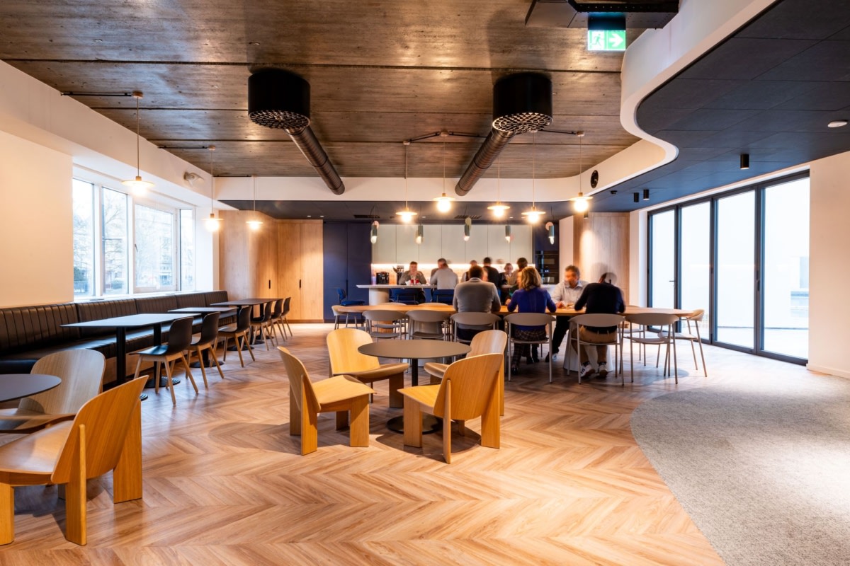 Patronale Life Offices - Brussels | Office Snapshots