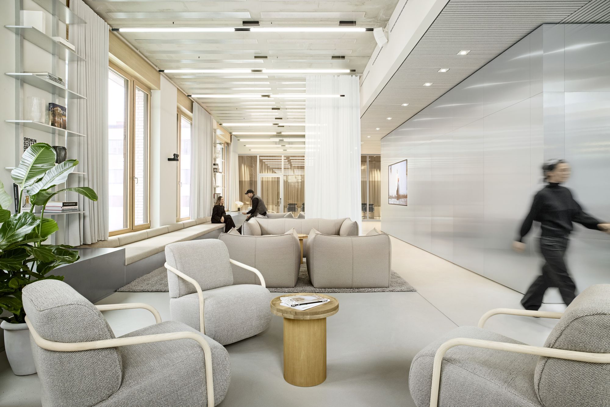 HENN Office Design Projects | Office Snapshots