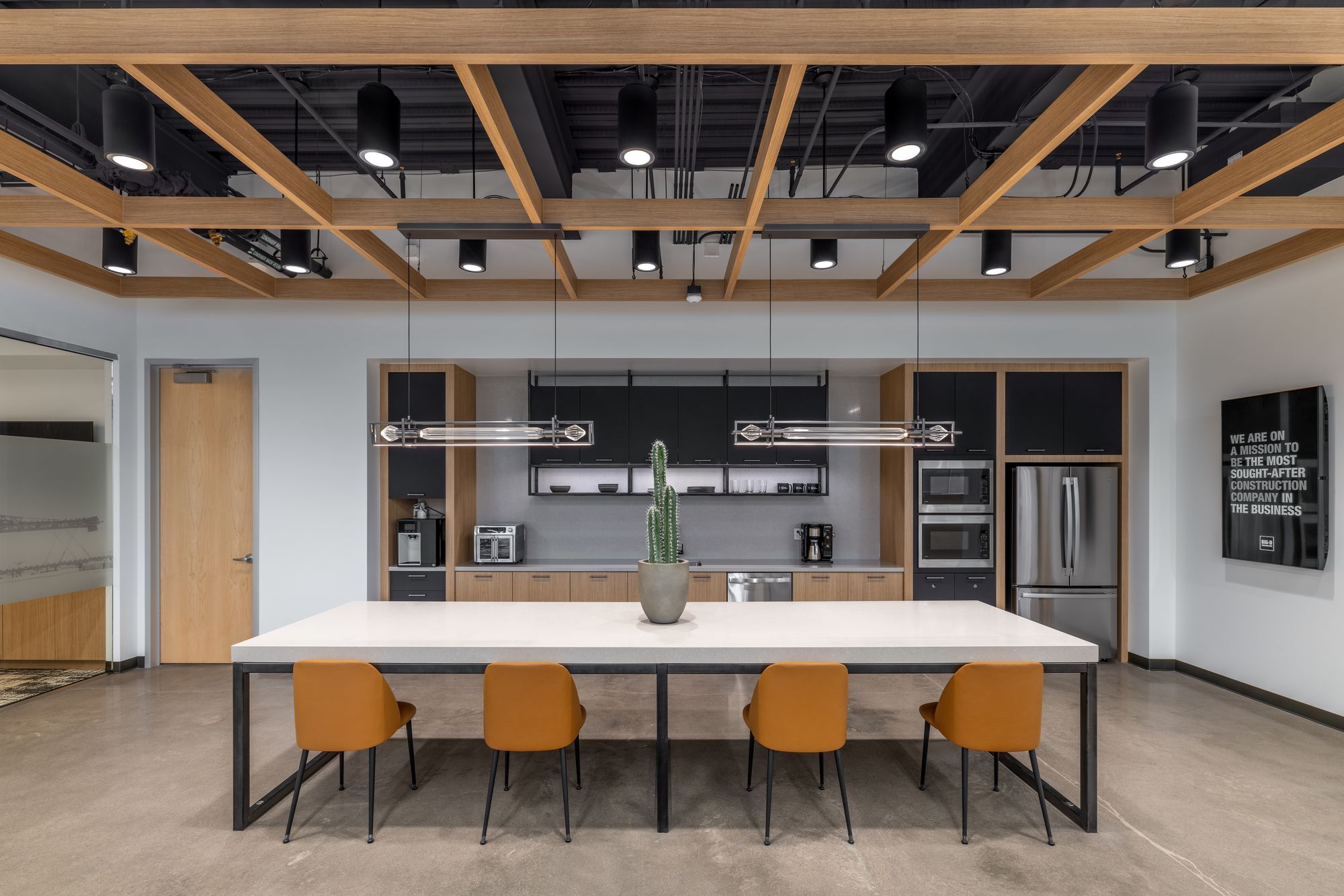 Big-D Construction Offices - Tempe | Office Snapshots