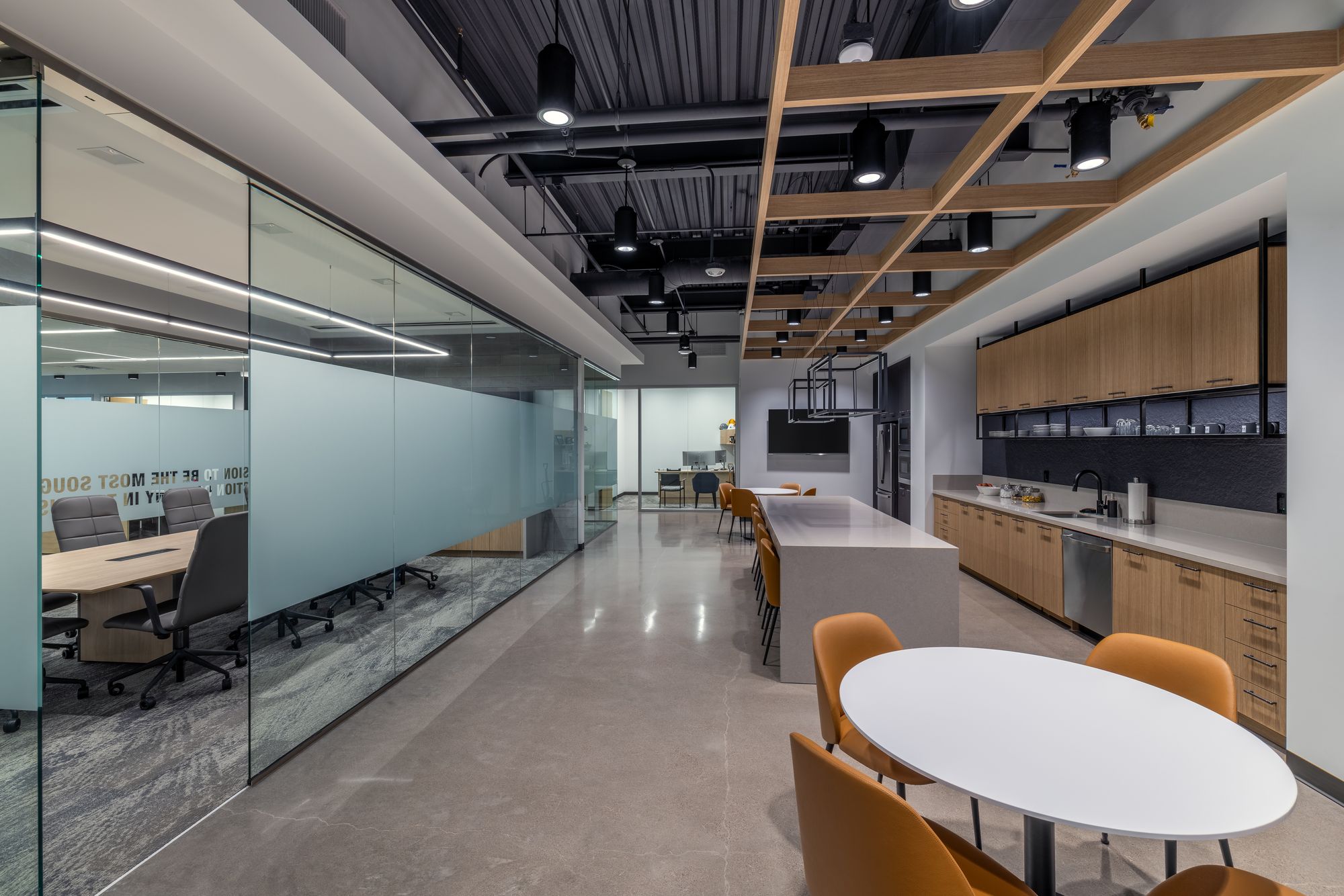 Big-D Construction Offices - Tempe | Office Snapshots