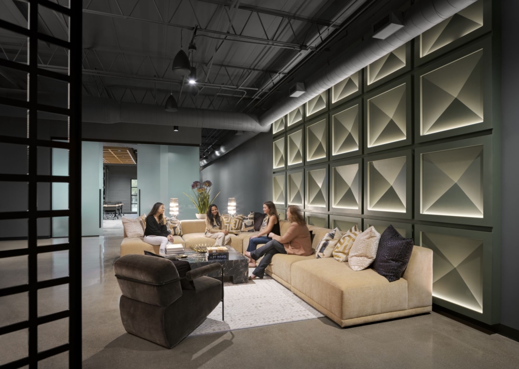 Moroch Offices - Dallas | Office Snapshots