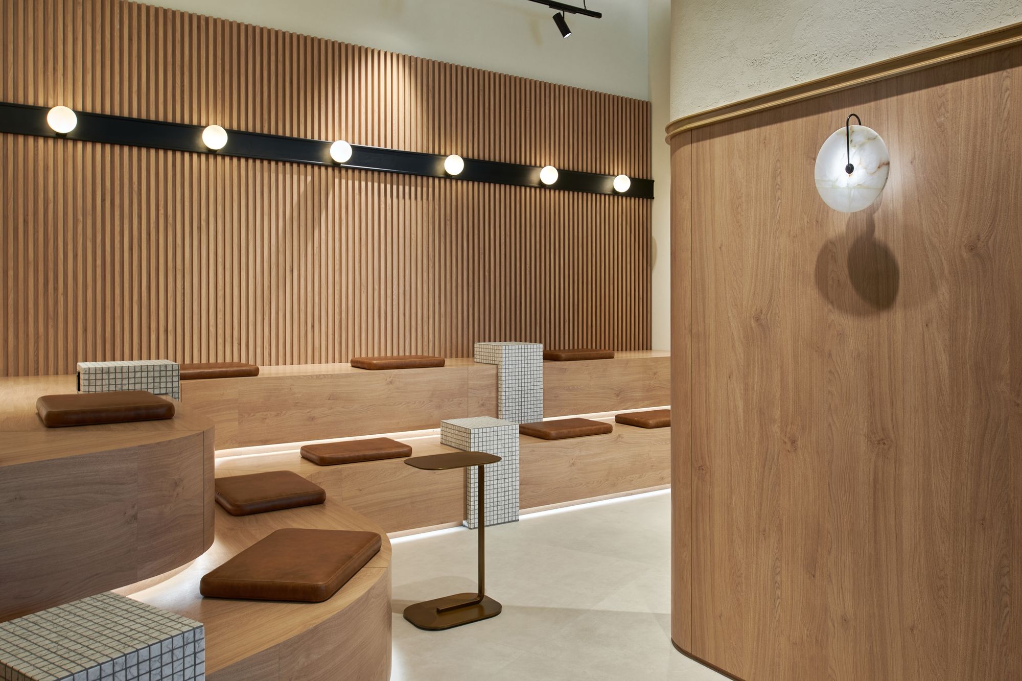 Mustard & Linen Offices - Abu Dhabi | Office Snapshots