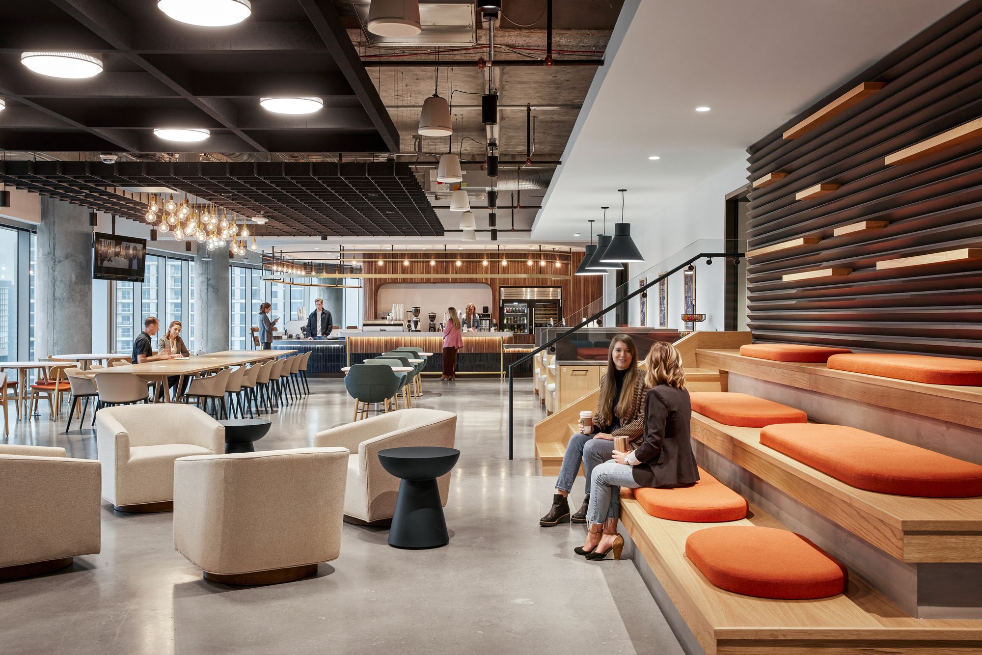 PMG Headquarters - Dallas | Office Snapshots