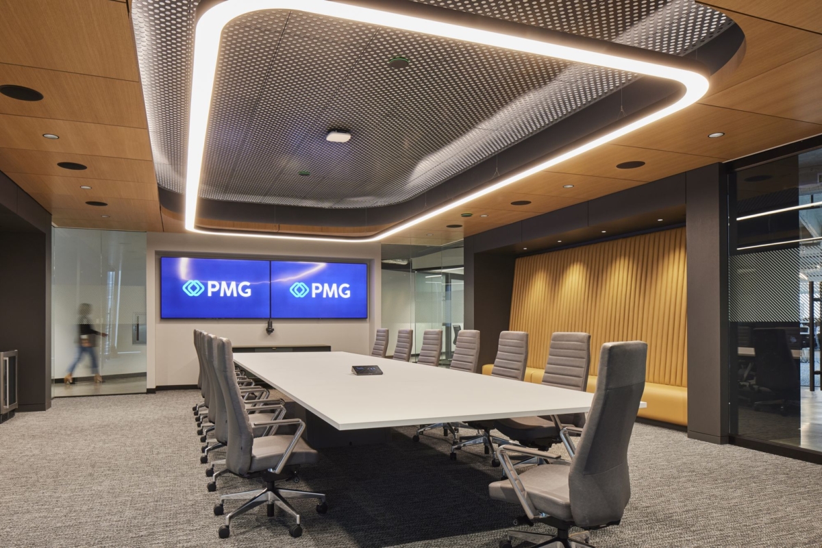 PMG Headquarters - Dallas | Office Snapshots