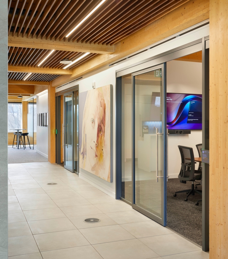 Ontario Secondary School Teachers' Federation (OSSTF) Building - Toronto | Office Snapshots