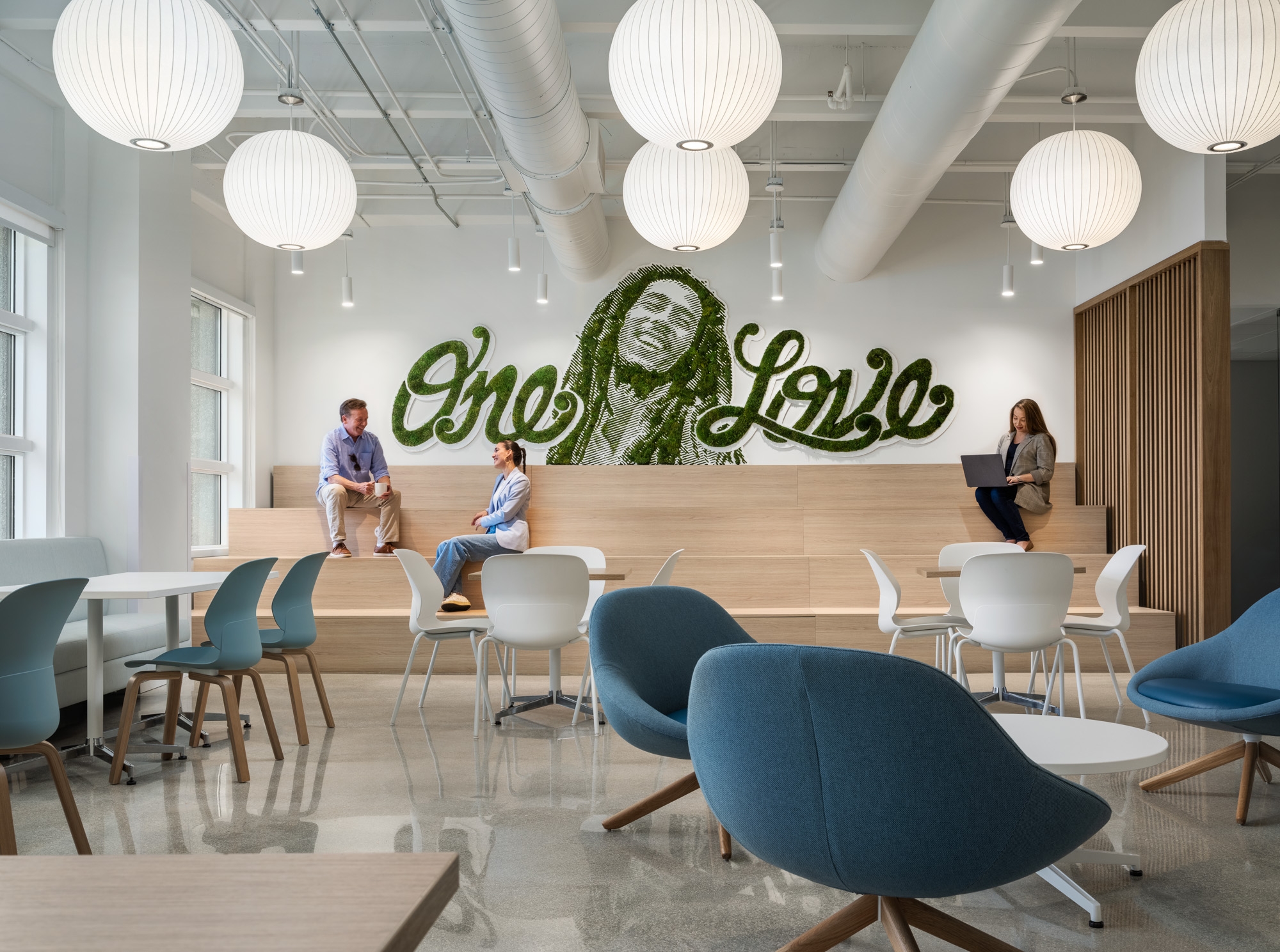 Unique Vacations Offices - Miami | Office Snapshots