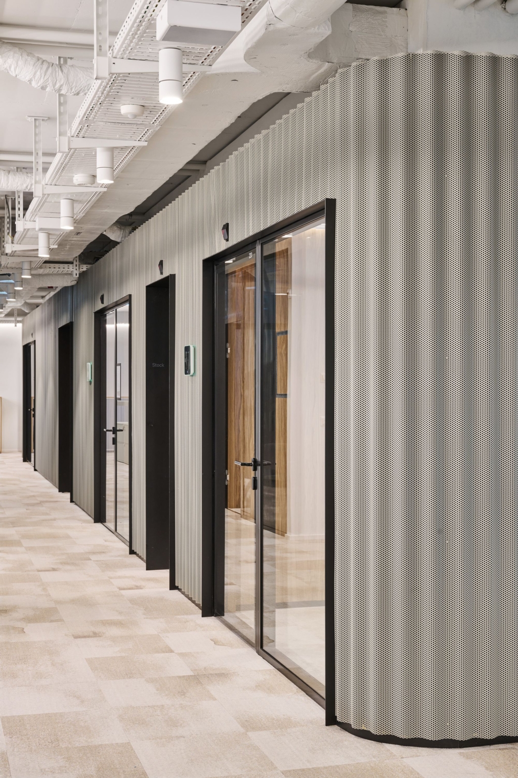 McDonald's Suisse Offices - Crissier | Office Snapshots