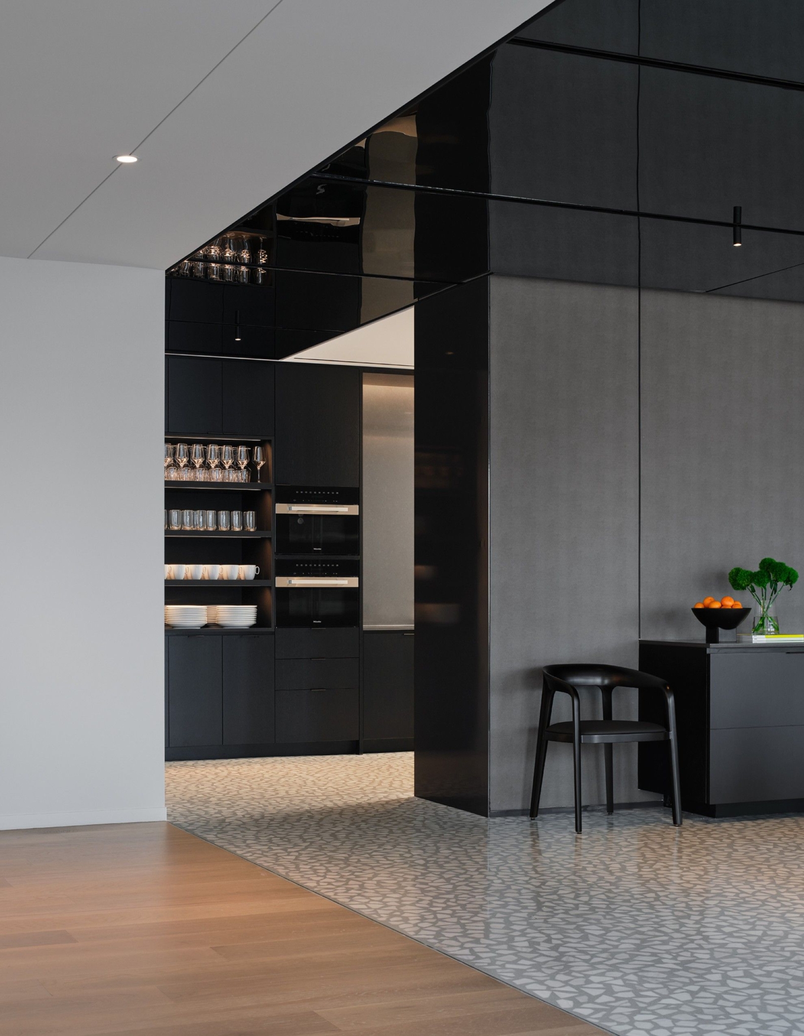 SCB Offices - Chicago | Office Snapshots