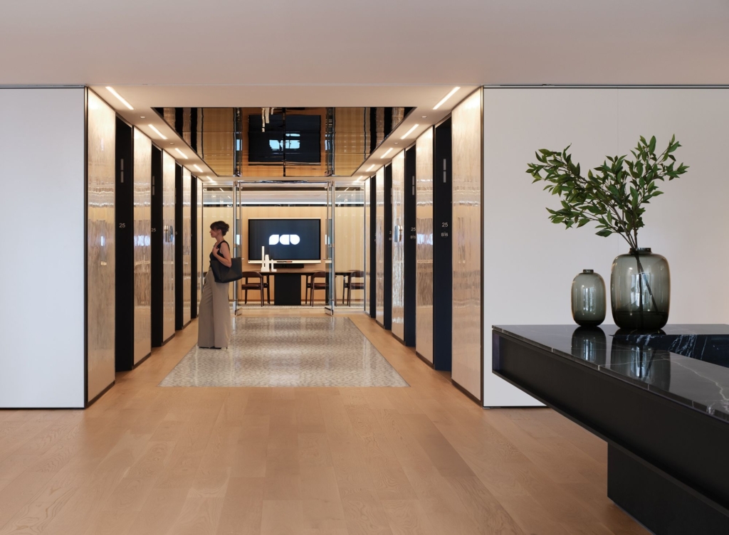 SCB Offices - Chicago | Office Snapshots