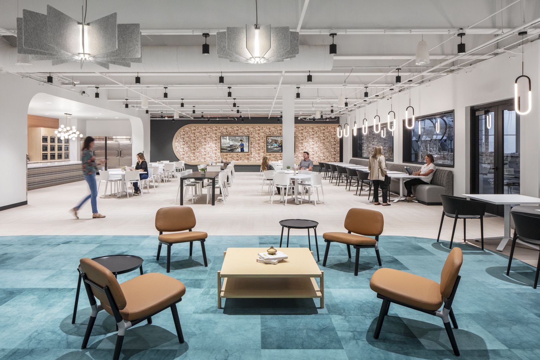 Super Radiator Coils Offices - Mesa | Office Snapshots