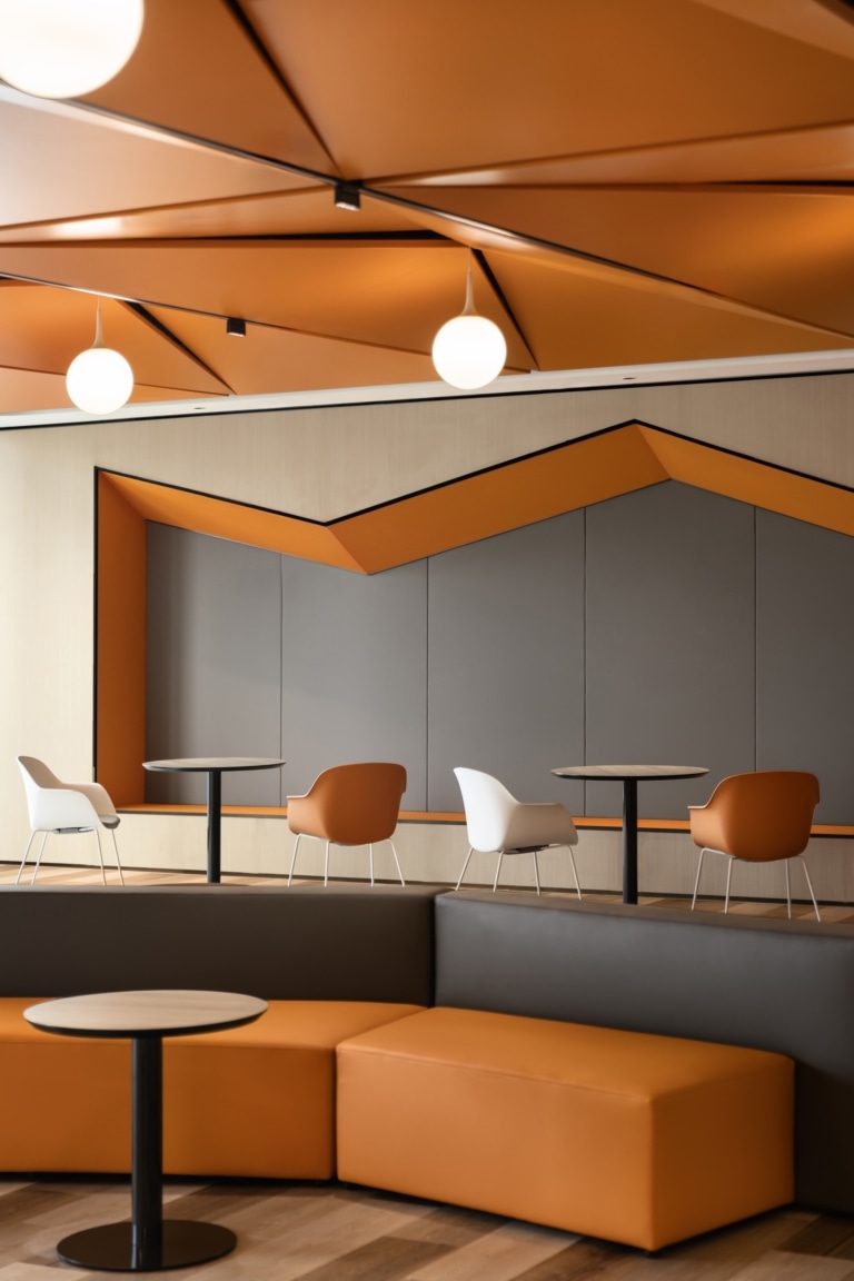 37 Interactive Entertainment Offices - Guangzhou | Office Snapshots