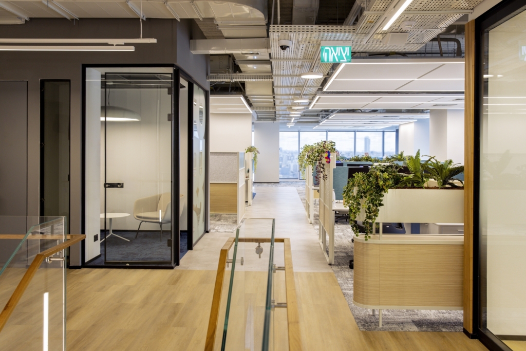 CAL Credit Card Offices - Bnei Brak | Office Snapshots