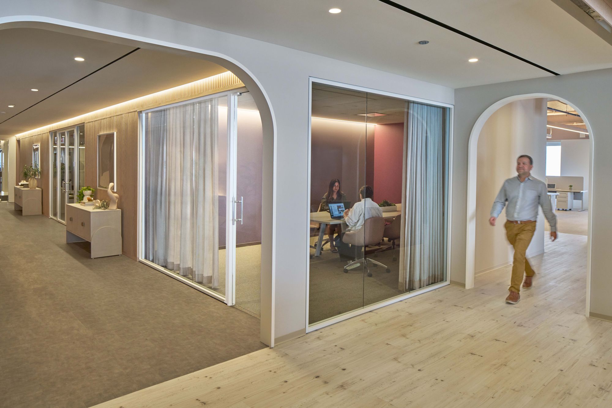 AON Center Spec Suites - Chicago | Office Snapshots