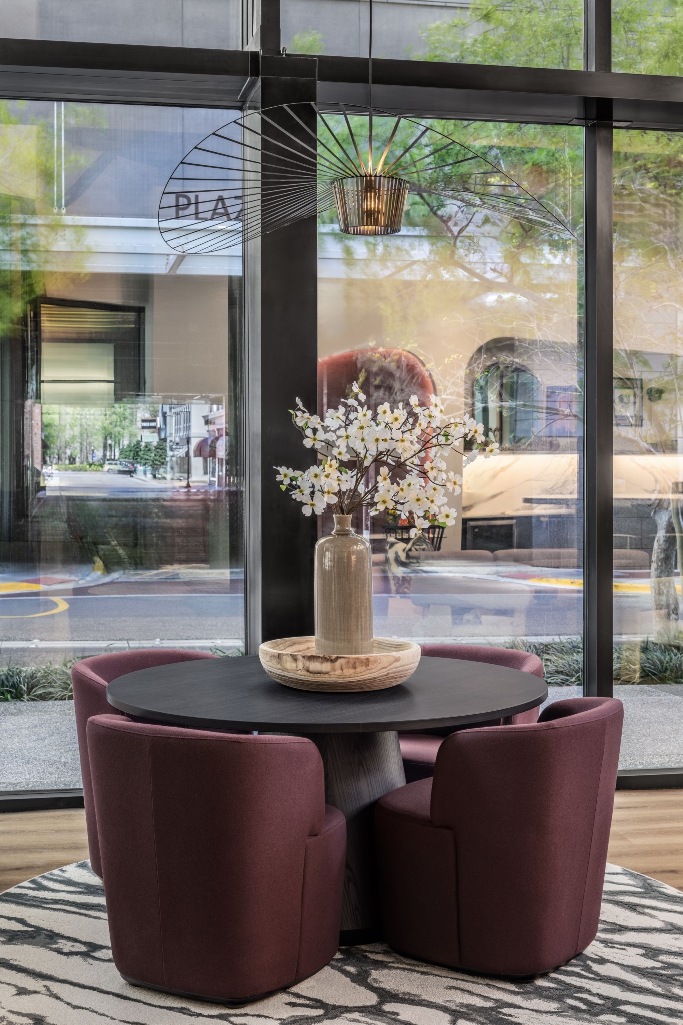 CI Group Showroom - Orlando | Office Snapshots