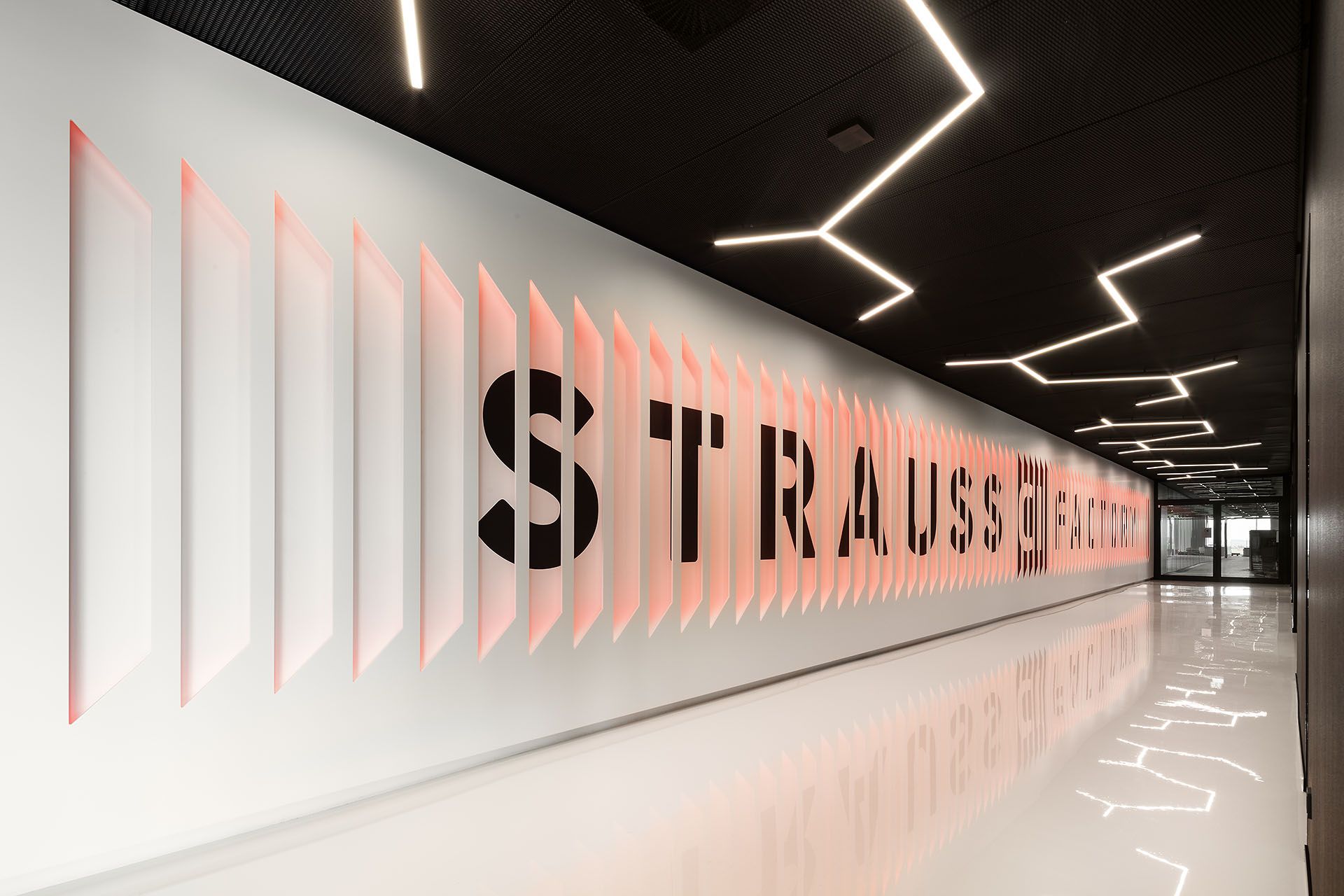 Engelbert Strauss Offices - Schlüchtern | Office Snapshots