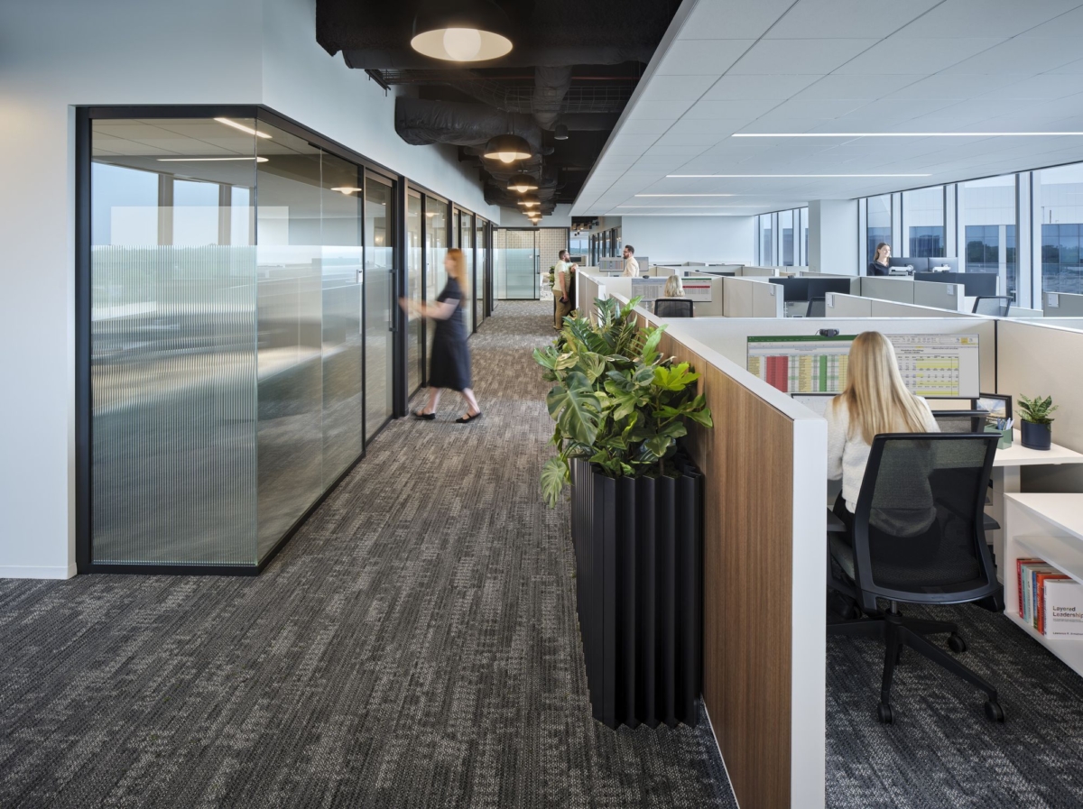Medline Industries Offices - Northbrook | Office Snapshots