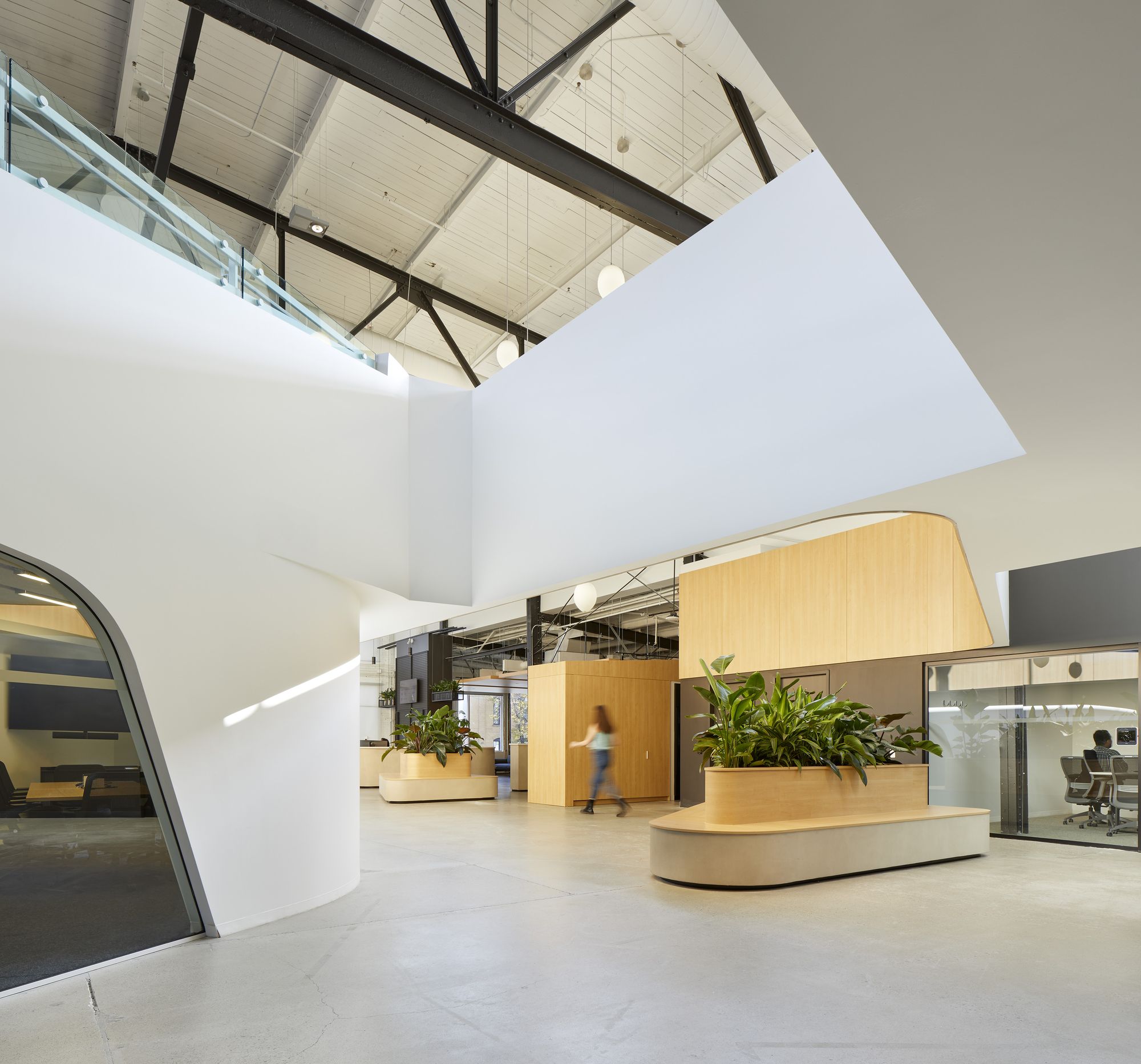 Plus Company Offices - Toronto | Office Snapshots