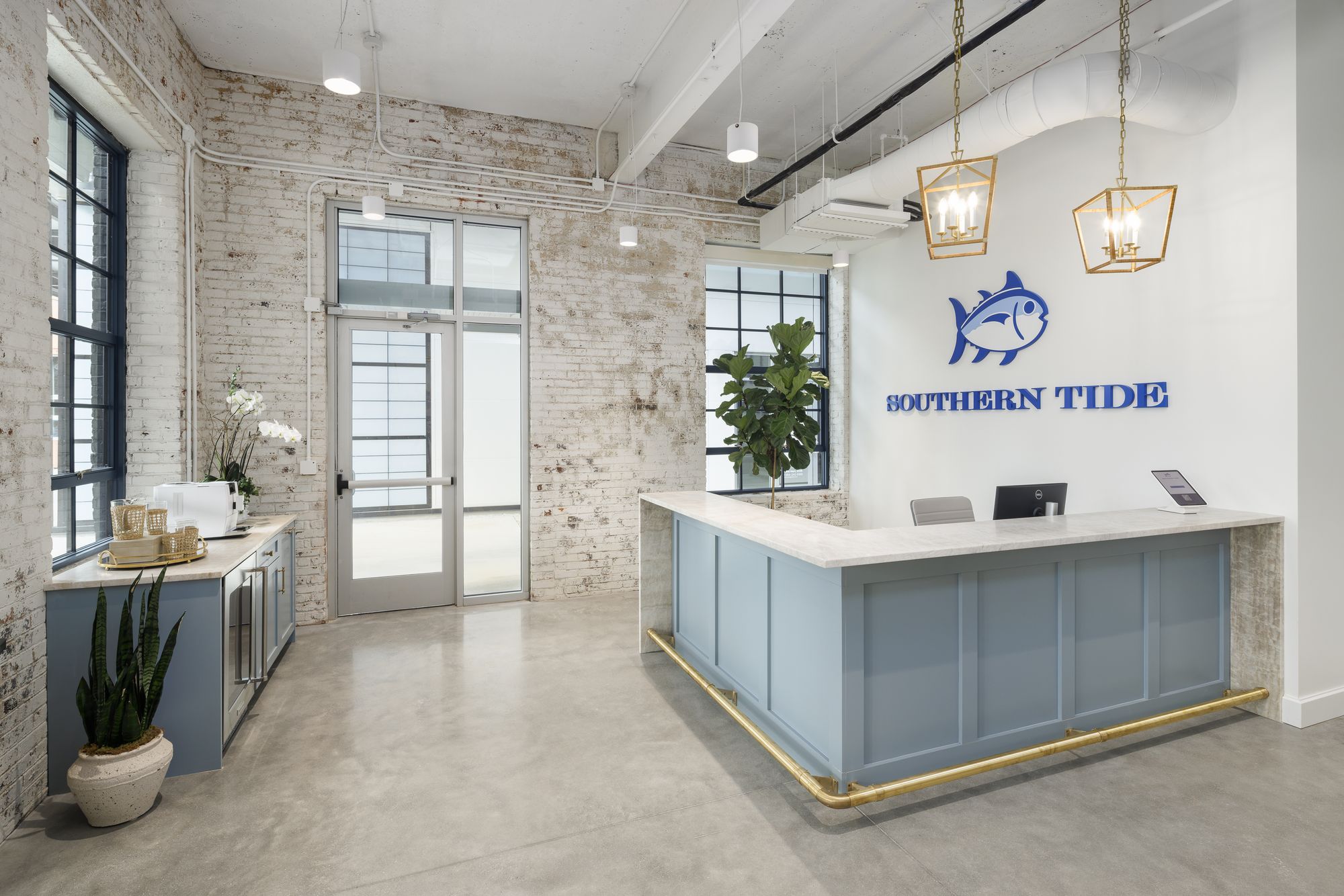 Southern Tide Offices - Greenville | Office Snapshots