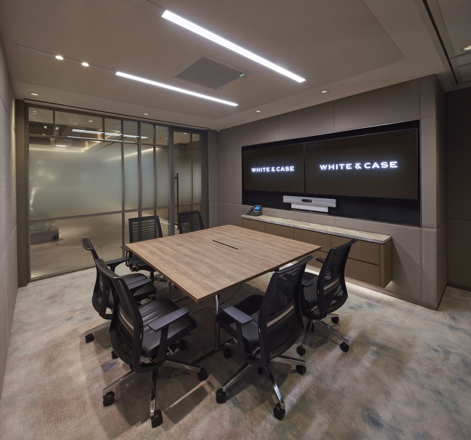 White & Case Offices - Hong Kong | Office Snapshots