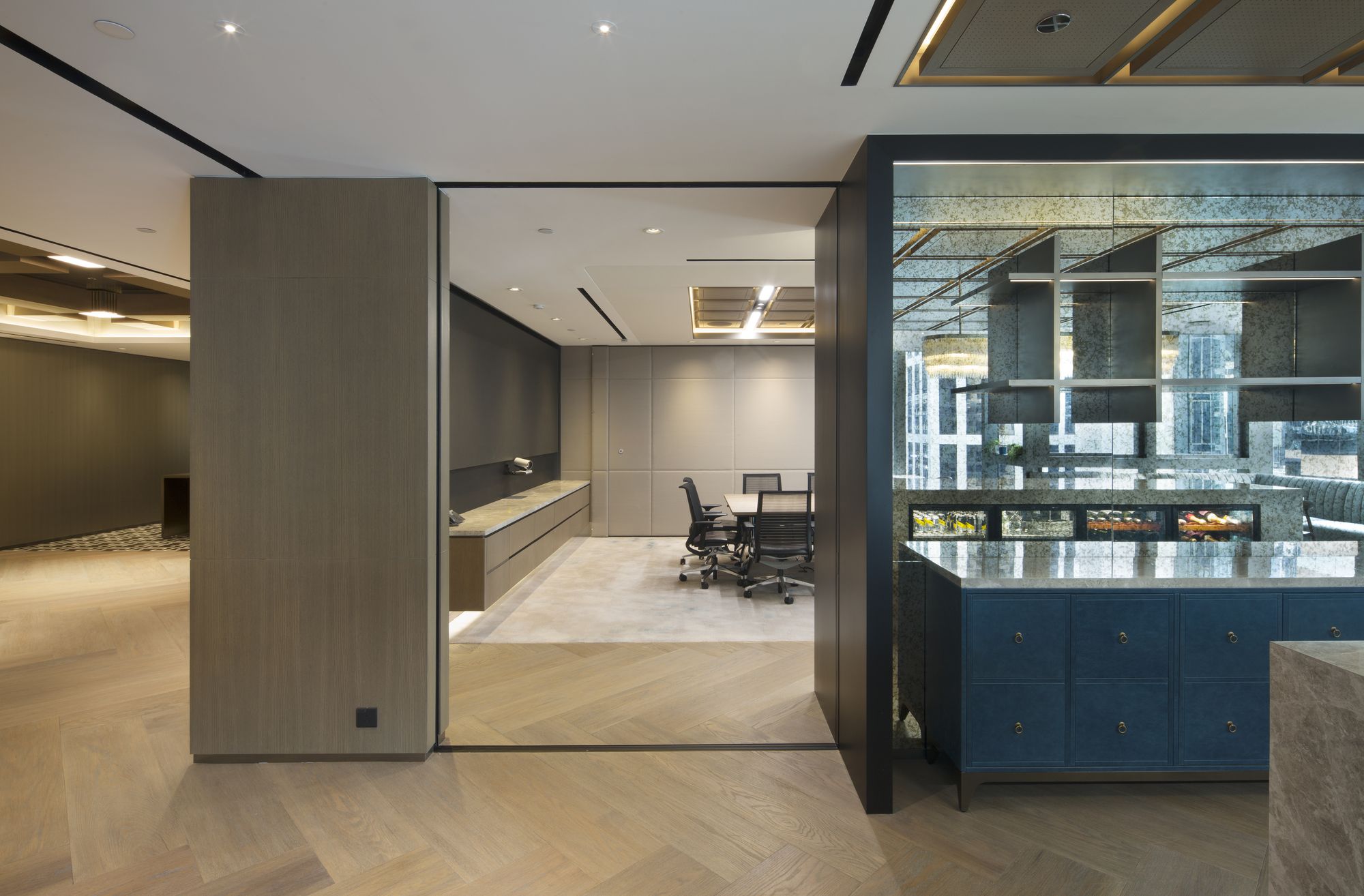 White & Case Offices - Hong Kong | Office Snapshots