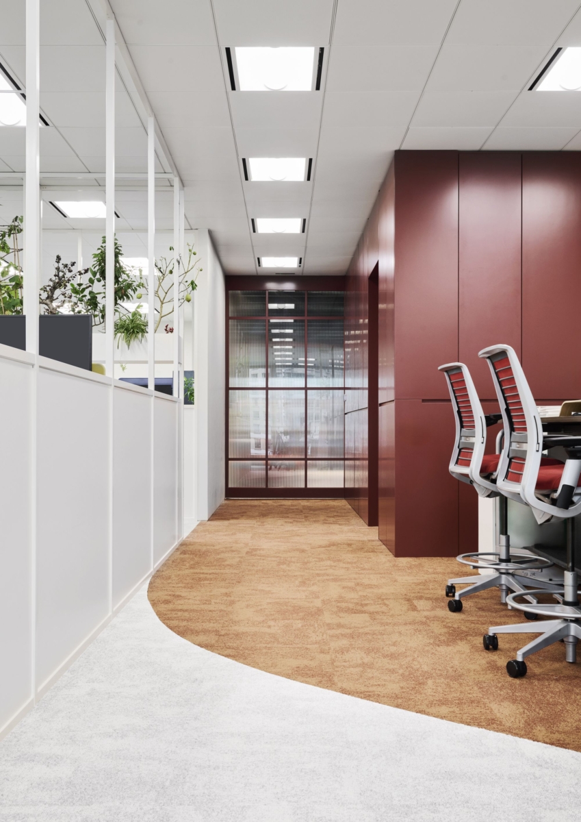 Hugill & Ip Offices - Hong Kong | Office Snapshots