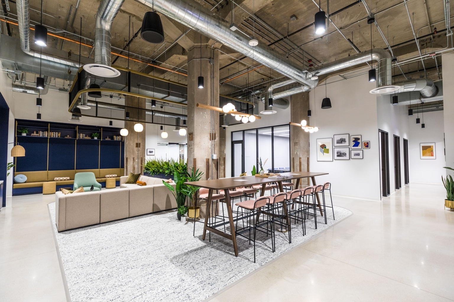 600 W. Chicago Conference Center - Chicago | Office Snapshots