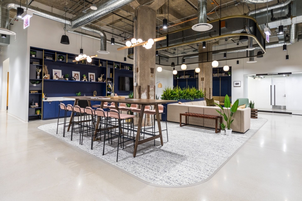 600 W. Chicago Conference Center - Chicago | Office Snapshots
