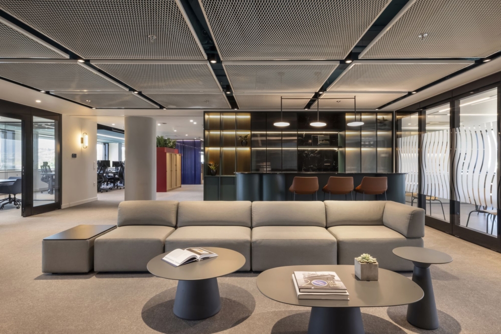 Clarksons Offices - Athens | Office Snapshots