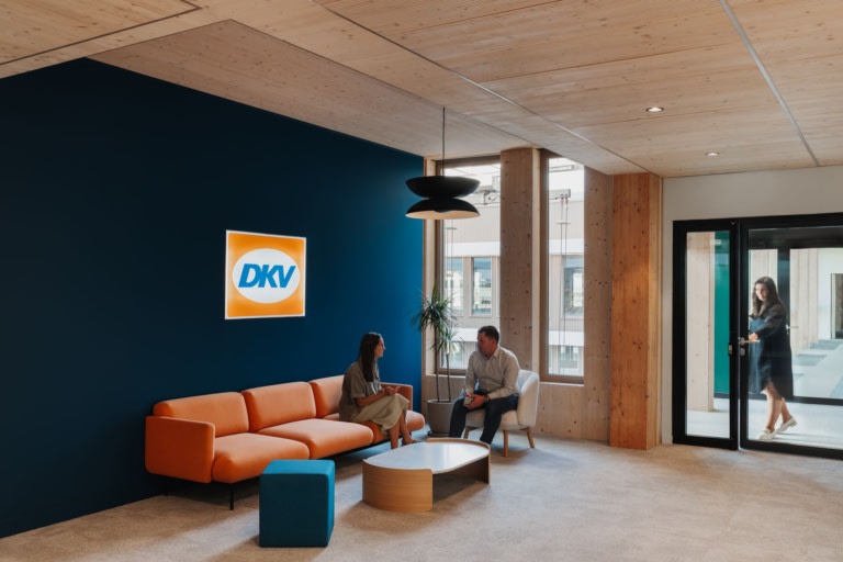 DKV FRANCE Offices - Paris | Office Snapshots