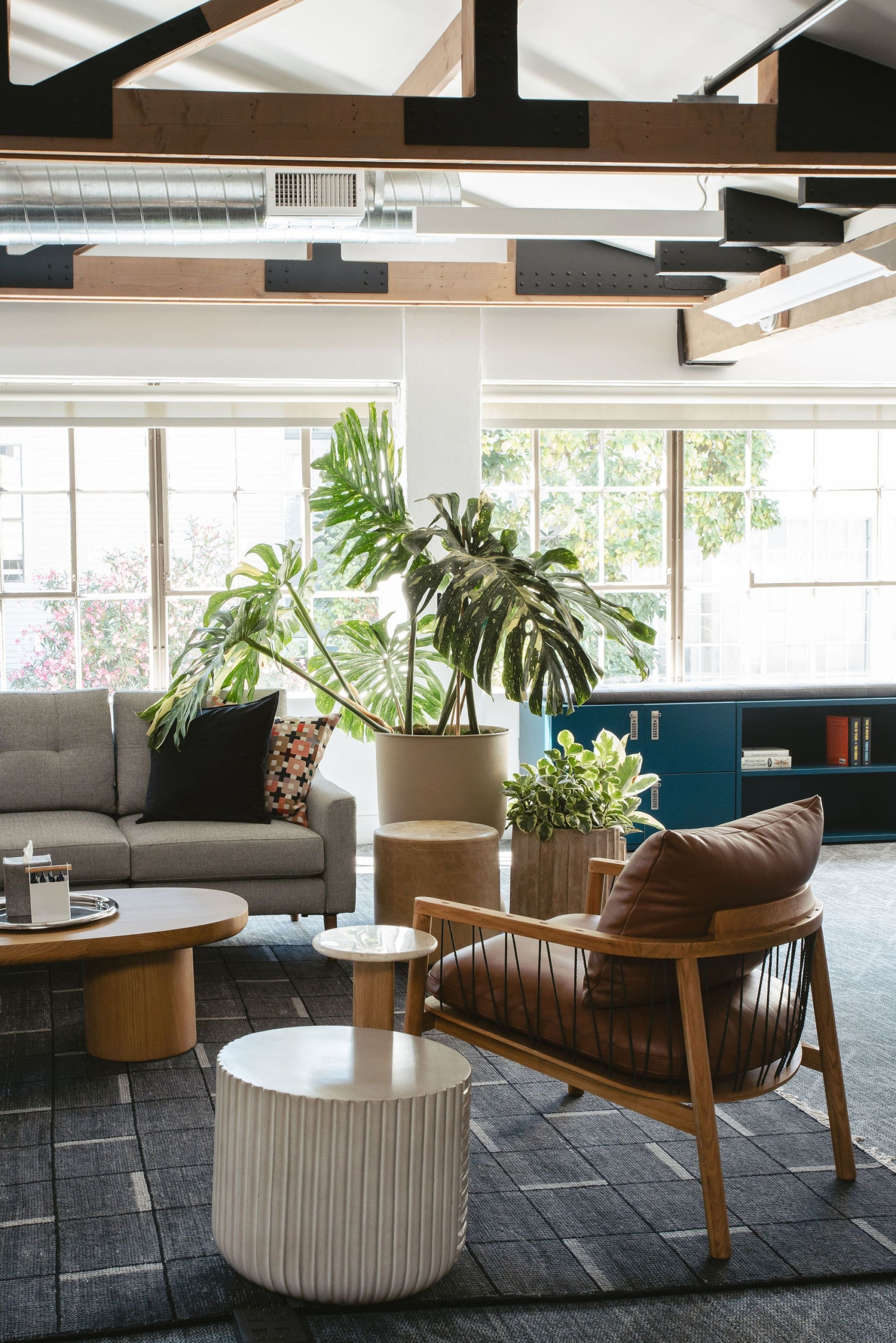 Private Venture Capital Firm Offices - Palo Alto | Office Snapshots